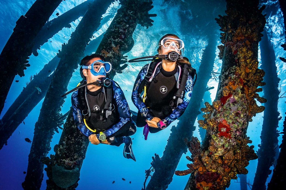 9 Essential Tips to Become an Excellent Diving Buddy